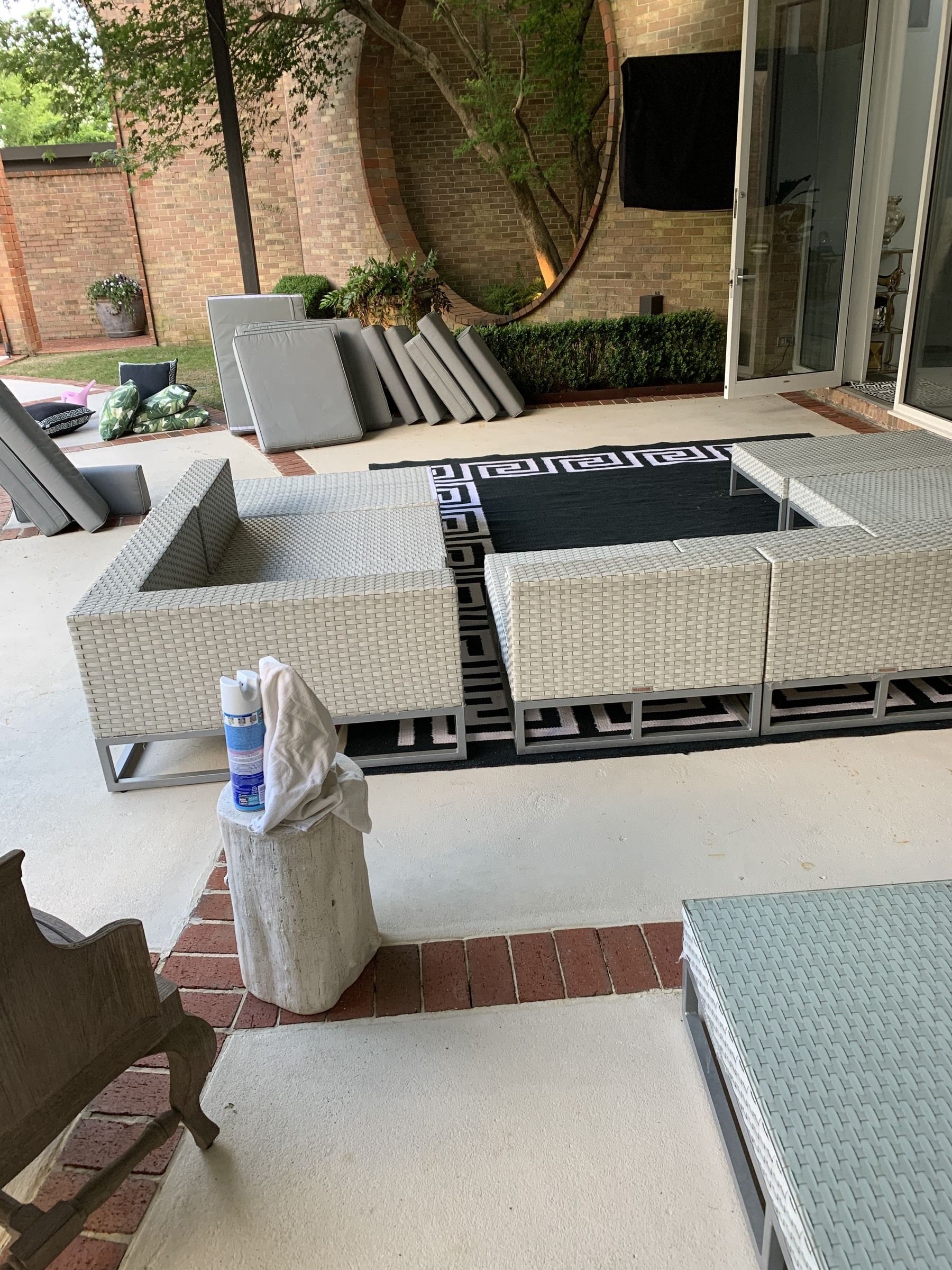 Seating Areas for Your Outdoor Oasis - Danielle Yancey